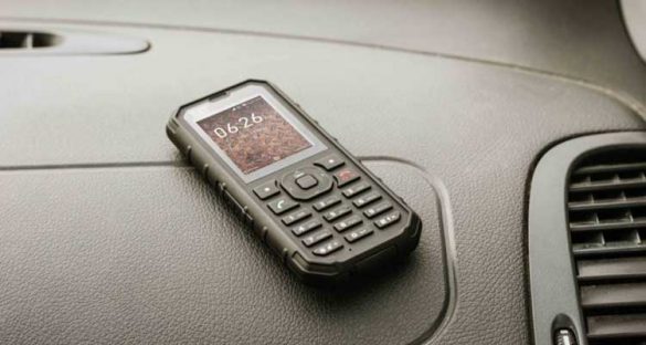Cat B35: arriva il primo feature phone rugged con KaiOS (e app Google)